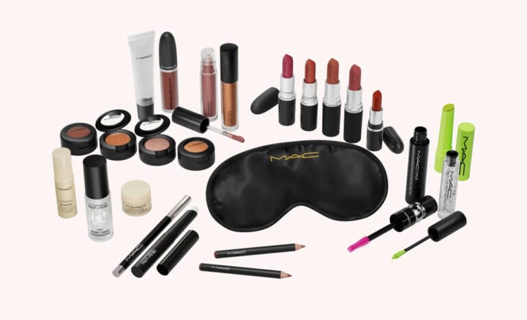 MAC Cosmetics 2024 - Calendario de Adviento "Gift of Gold"